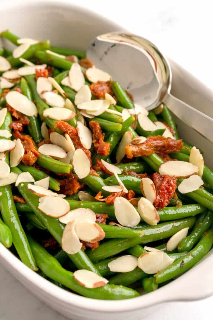 Italian Green Beans with Sun-Dried Tomatoes (Quick + Easy) - A Fabulous ...